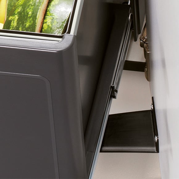 Buy Blanco Waste Bins online at REUTER