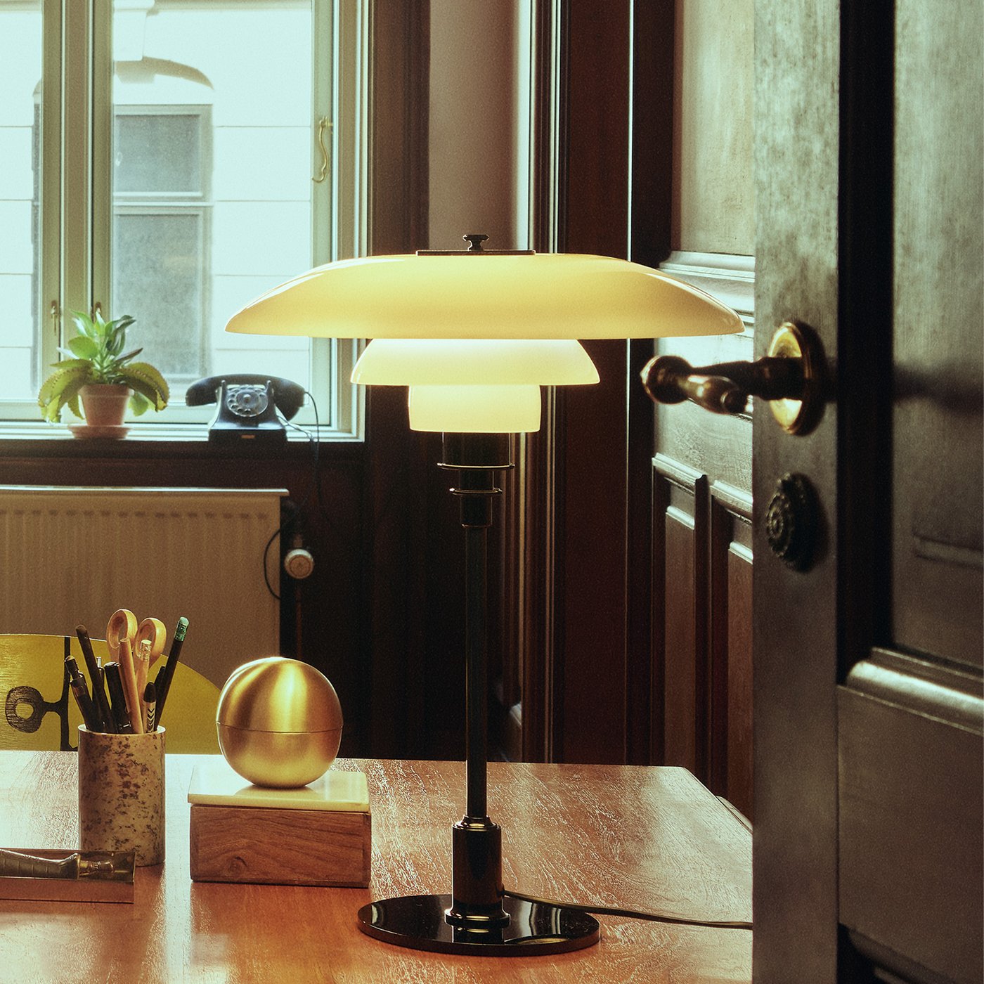 louis poulsen PH 3½-2½ Lampe de table, E14 blanc - 5744166195 | REUTER