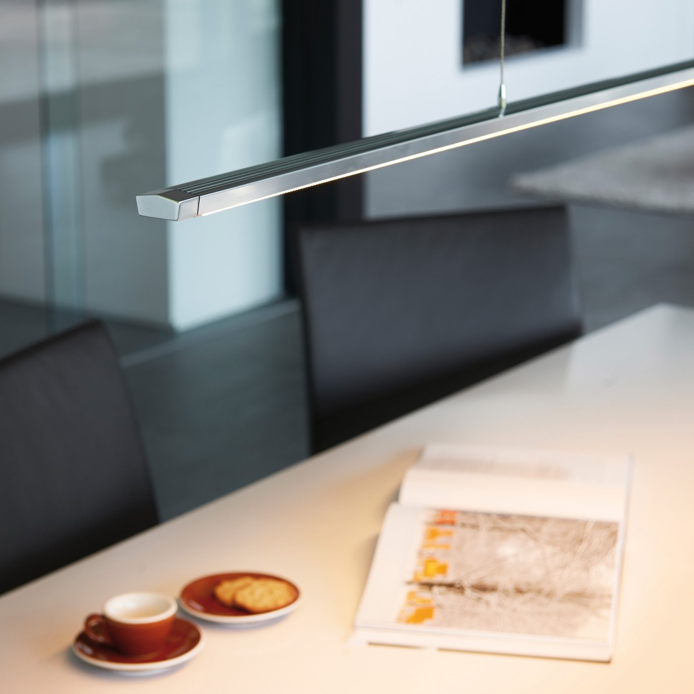 OLIGO LISGO SKY STRAIGHT Suspension LED hauteur réglable grâce au ...
