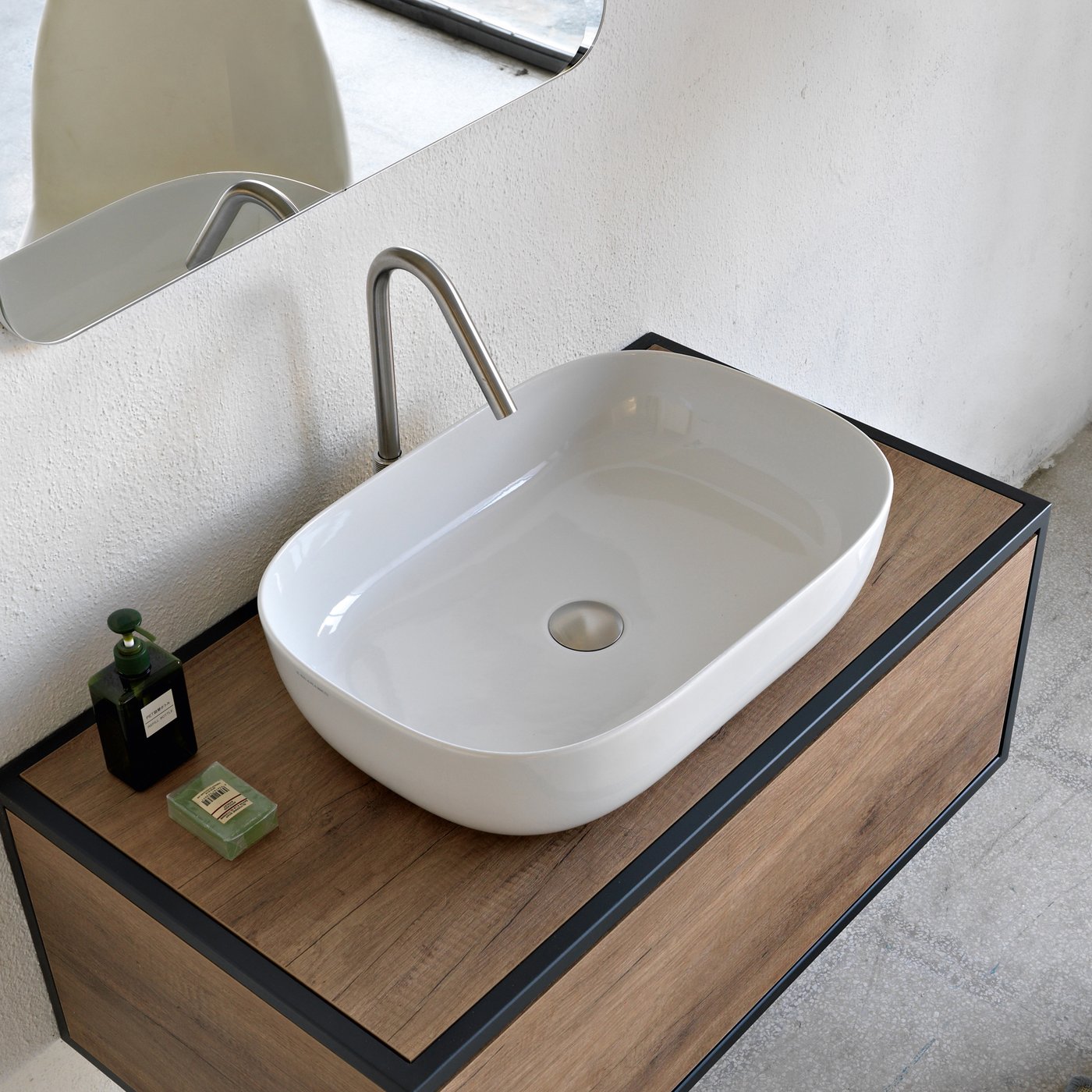 Scarabeo Glam Vasque à poser avec système BIO, blanc - 1804BK | REUTER