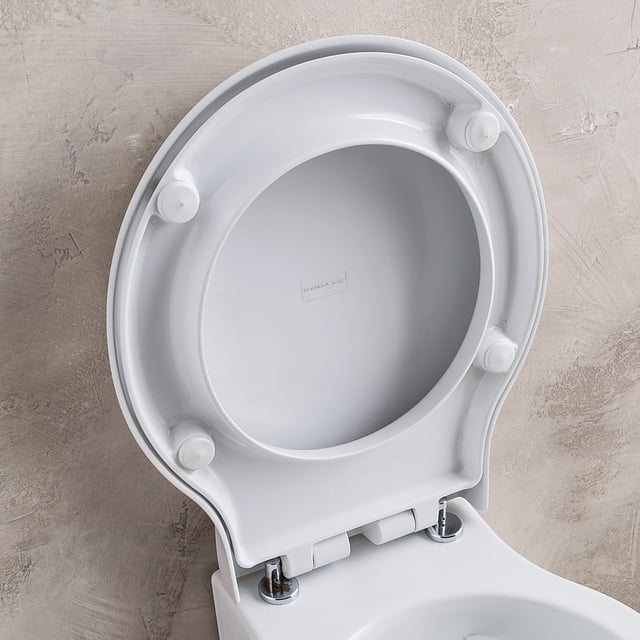 Scarabeo Bathroom Ceramics at REUTER
