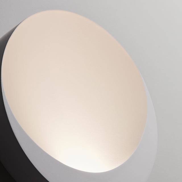 Buy Vibia lights online at REUTER