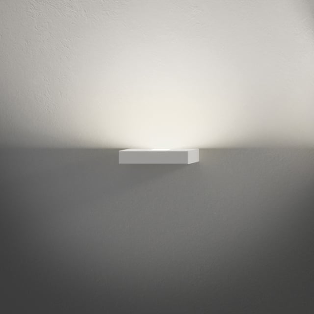 Buy Vibia lights online at REUTER